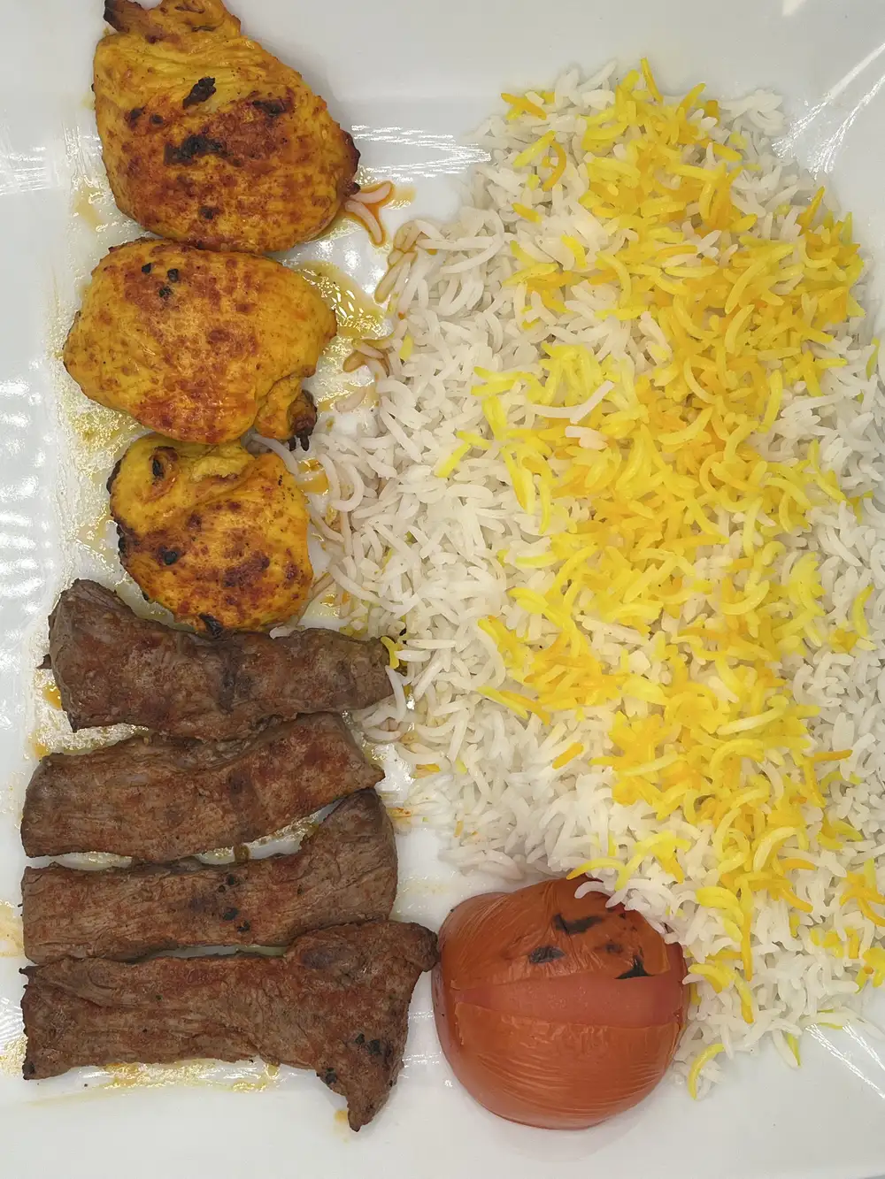 Sedaghat Restaurant - Authentic Dining Experience